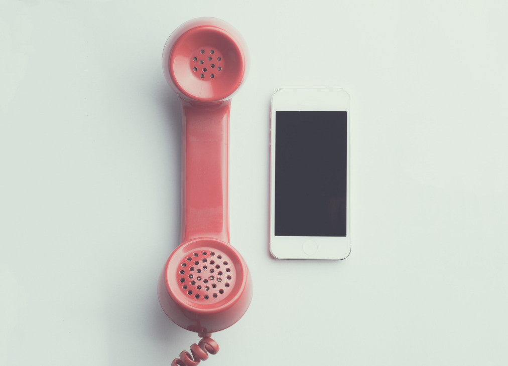 How to Make Video Look Old Online — Vintage Filter — Clideo