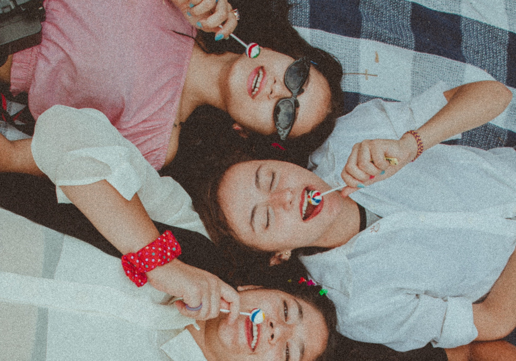 How to Make a Video Mashup Online — Clideo