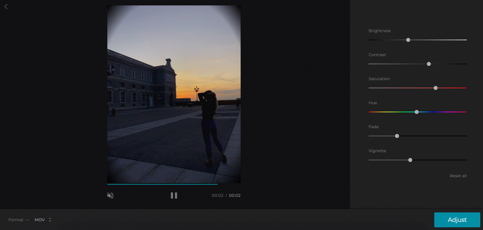 Vignetting and How to Create It — Clideo