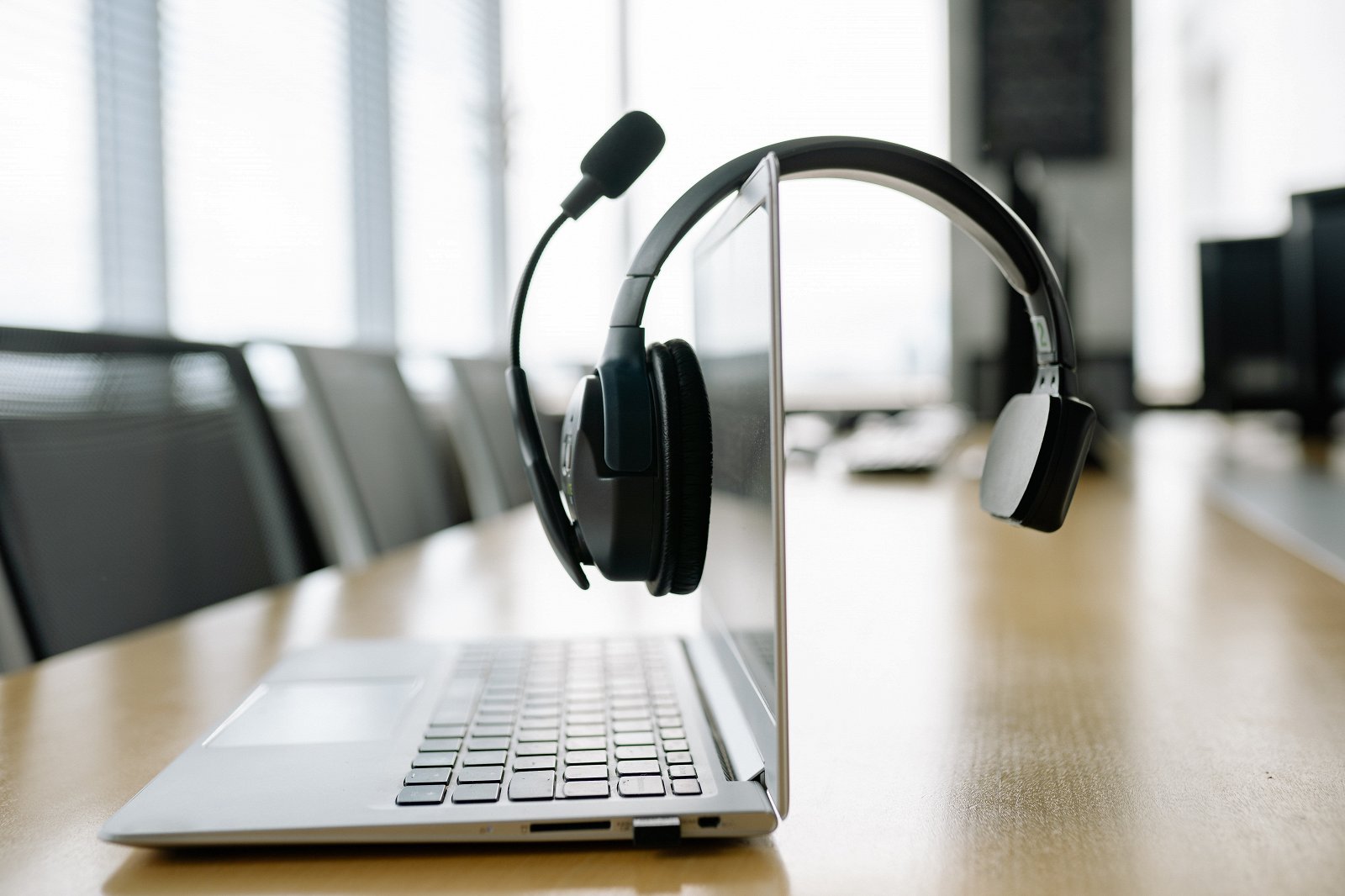 What is Video Customer Support — Clideo