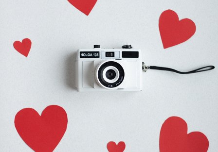 What is Parallel Editing: Definition and Examples — Clideo