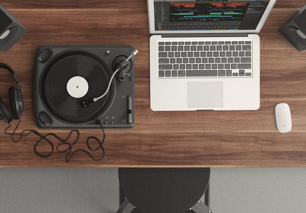 Merge GIF — Clideo