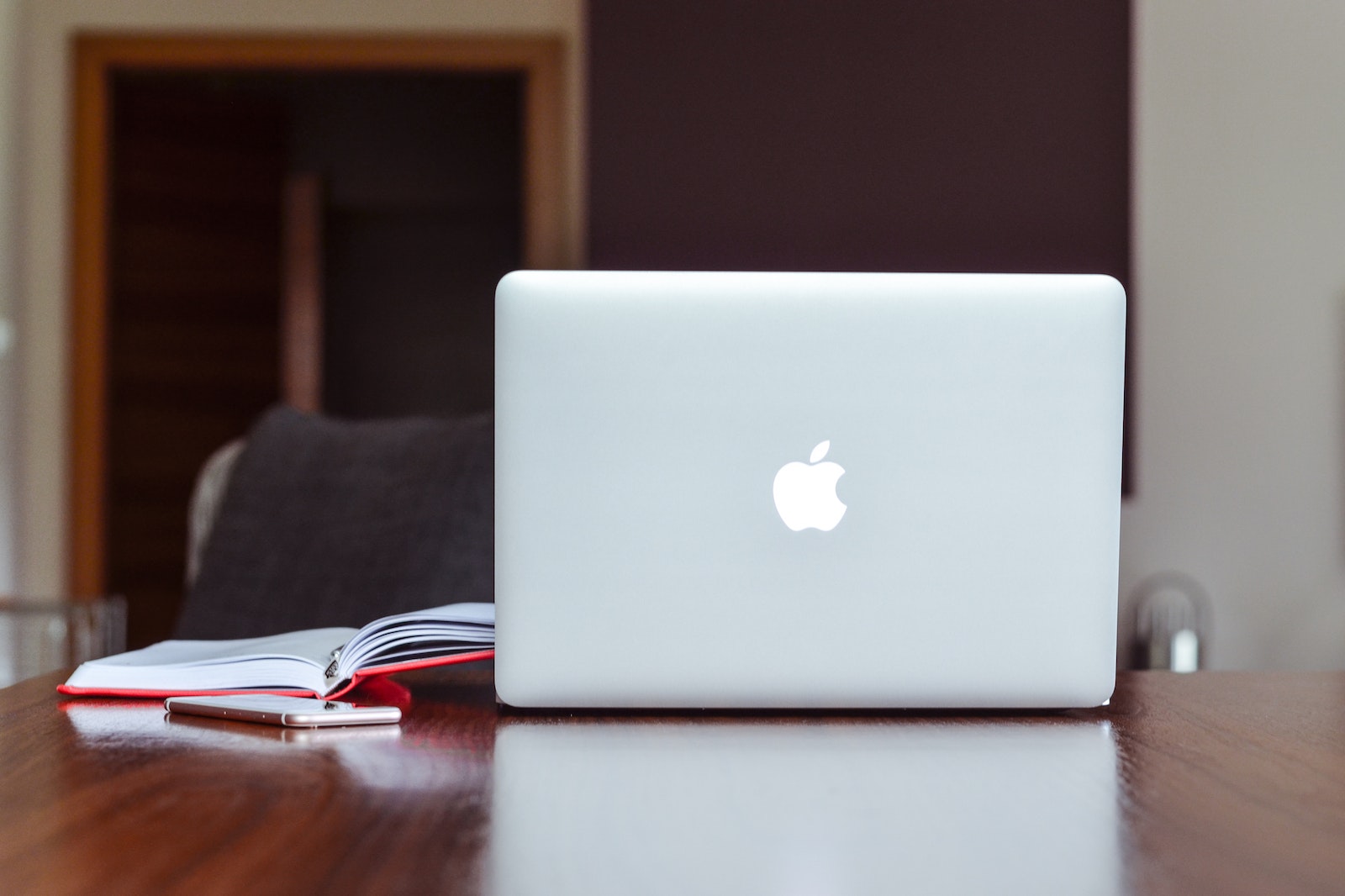 What Is HEIC File And How To Open It Clideo