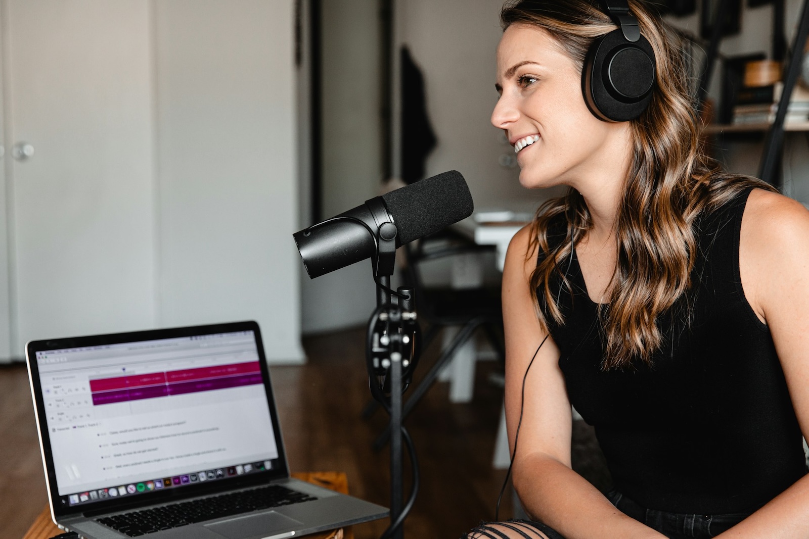 7 Best Video Podcast Platforms — Clideo